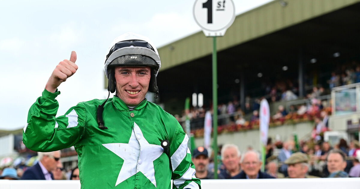 Kennedy makes winning return at Killarney