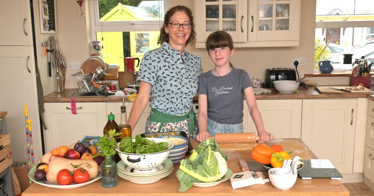Buddy Oliver: Junior star chef's recipes put to the Cork teens' taste test