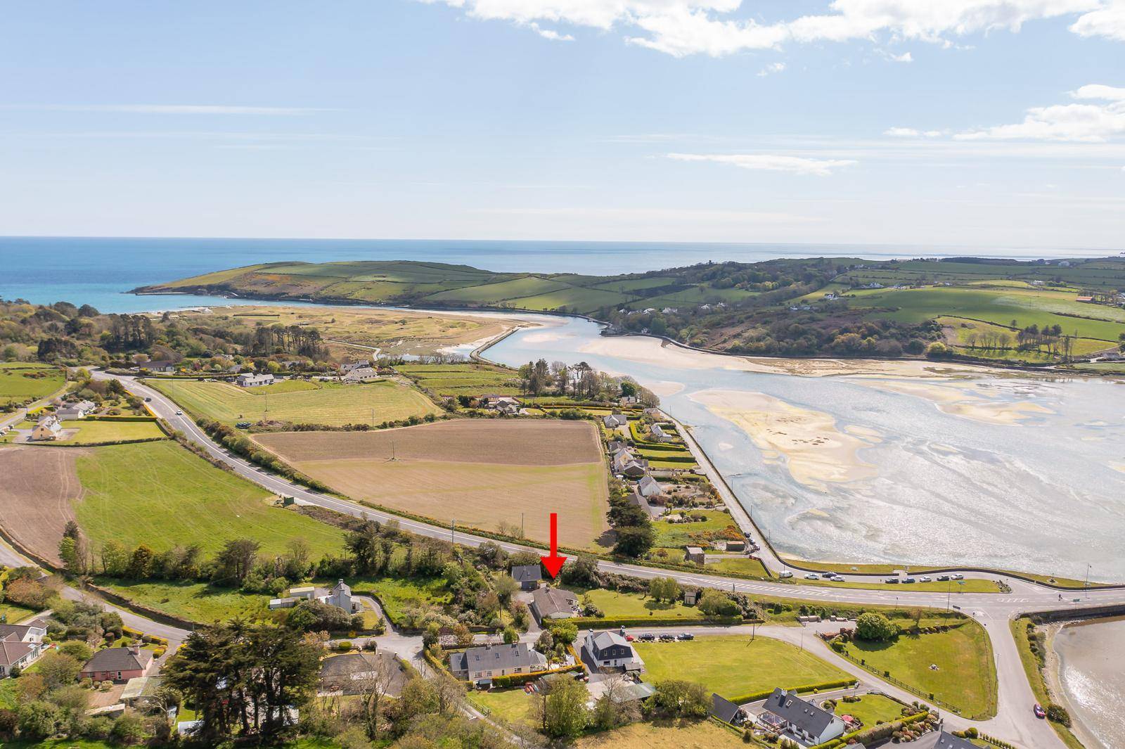 Ringside seat to Rosscarbery's blue lagoon at €595,000 Carrig Clíodna