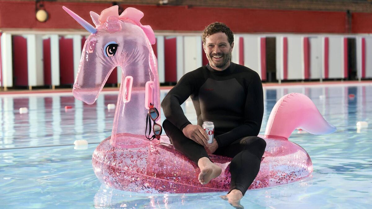 Esther McCarthy: Jamie Dornan's Diet Coke collab smells like 50 shades ...
