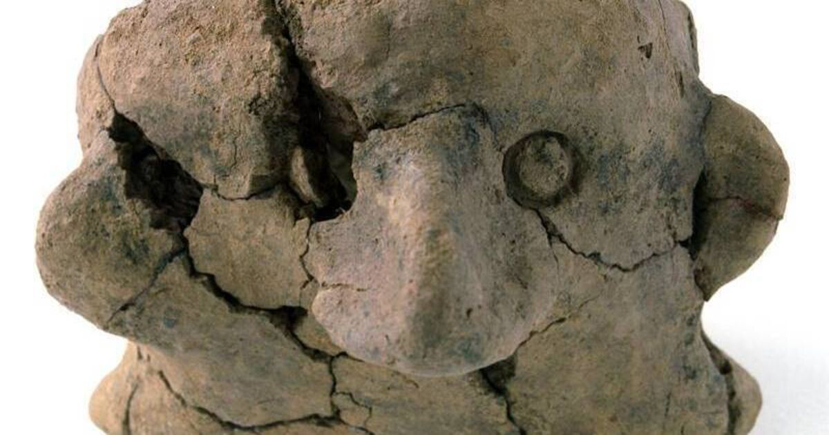 Public invited to drink in remarkable story of Bronze Age 'face' teacup ...