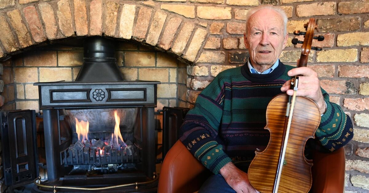 Sliabh Luachra fiddler John Walsh: 'I’d much prefer to learn a tune by ear'