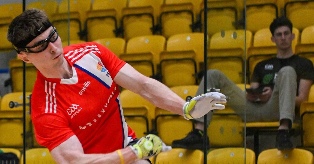 Mallow's David Walsh stuns Team Ireland captain Robbie McCarthy to ...