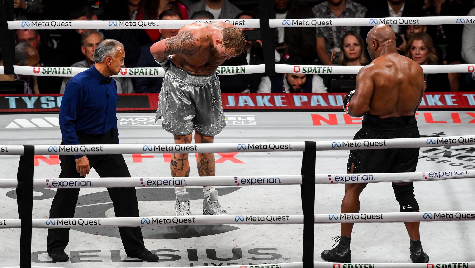 Netflix suffers streaming issues as Jake Paul and Mike Tyson serve up ...