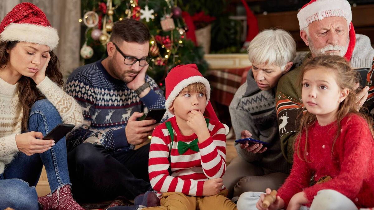 How to navigate not-so-happy families at Christmas