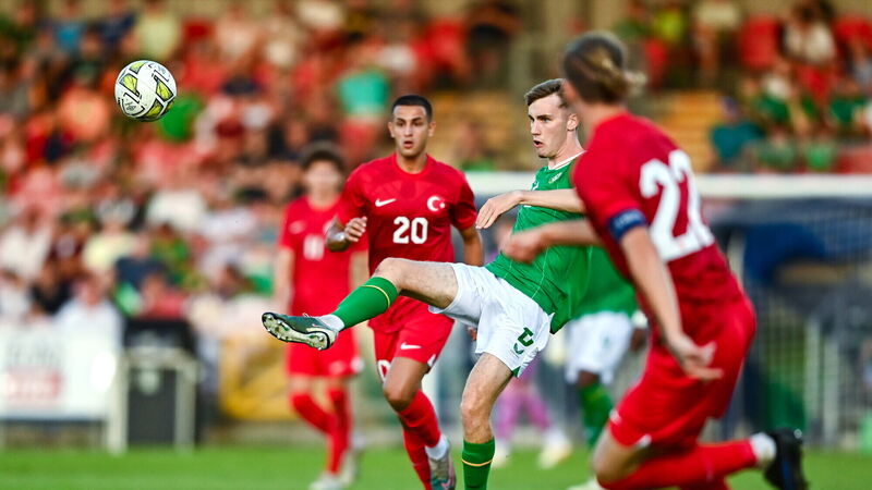 Shamrock Rovers sign ex-Cork City midfielder Matt Healy