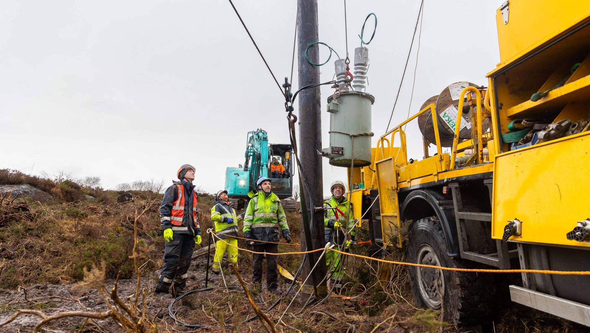 Cabinet hears update on electric grid, as well as plans to bolster service