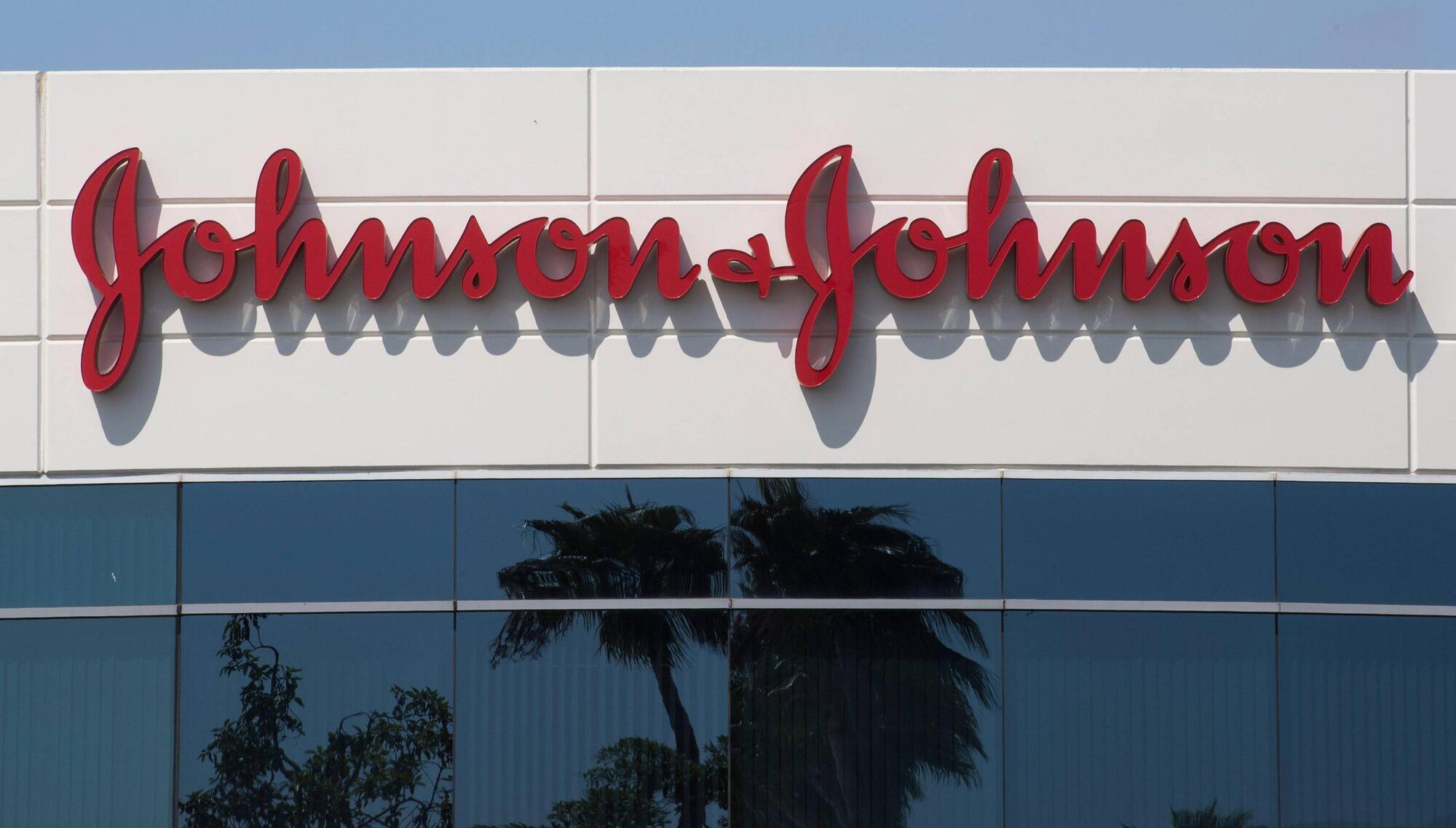 Johnson & Johnson to spend $55bn on four manufacturing plants in US