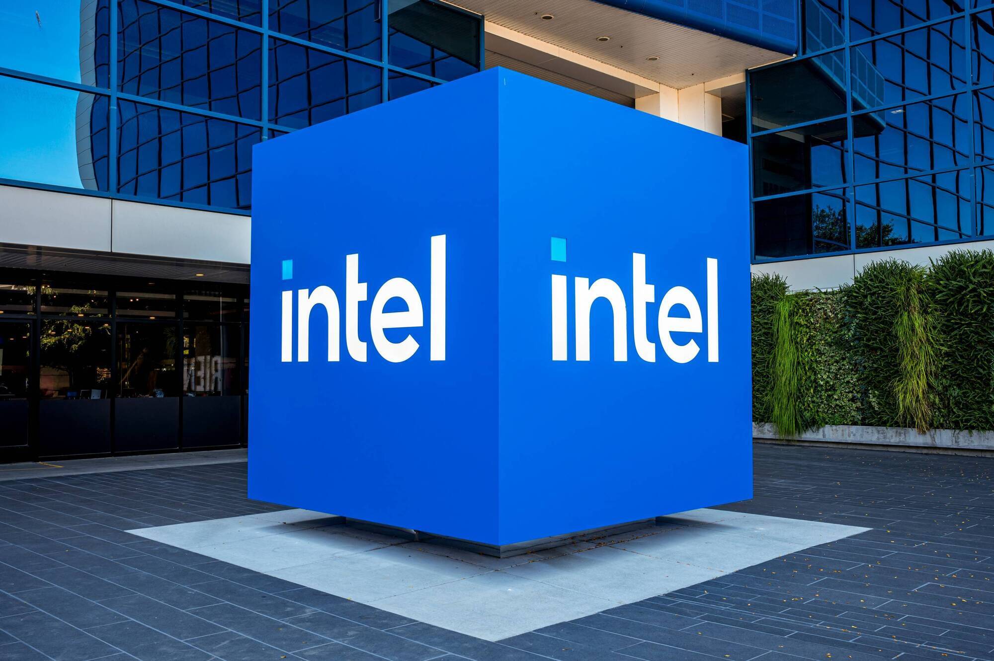 Intel to announce plans this week to cut over 20% of staff