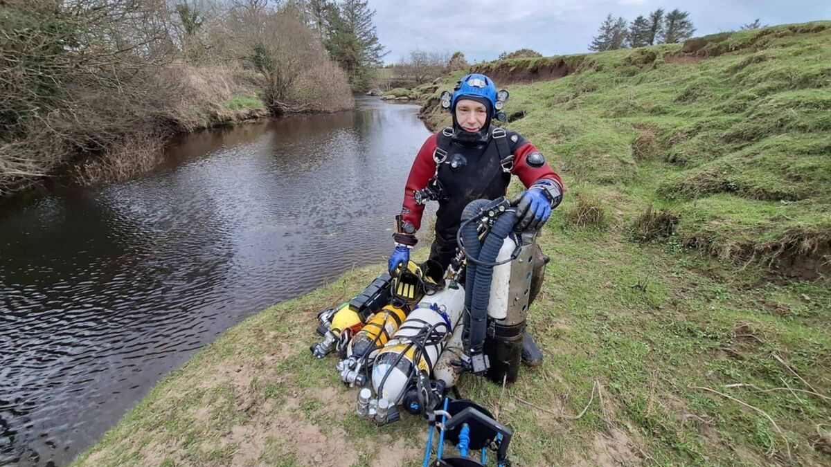 Renowned diver involved in Thai cave rescue smashes record for Ireland ...