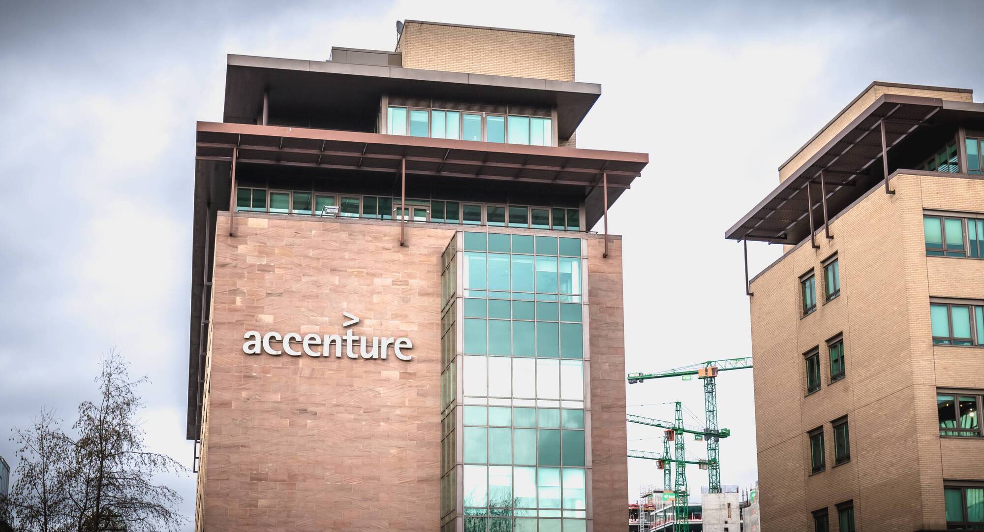 Accenture to promote 50,000 staff after six-month delay