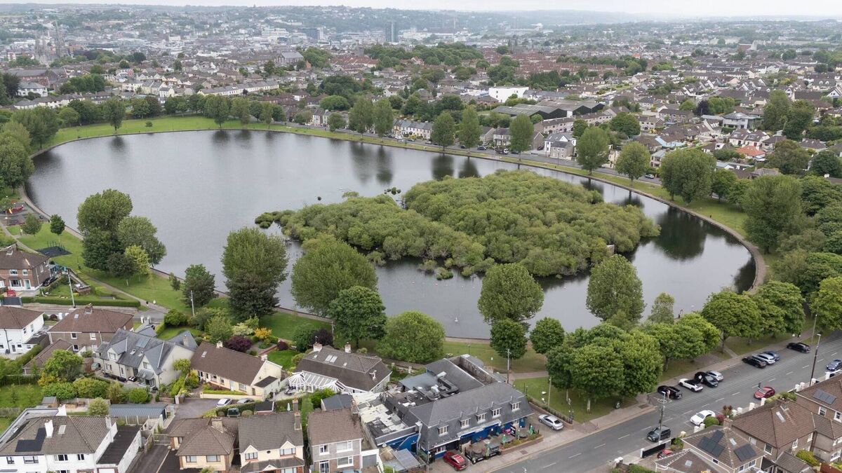 Hawthorn Bar, landmark Cork venue beside The Lough, up for sale at €1.5m