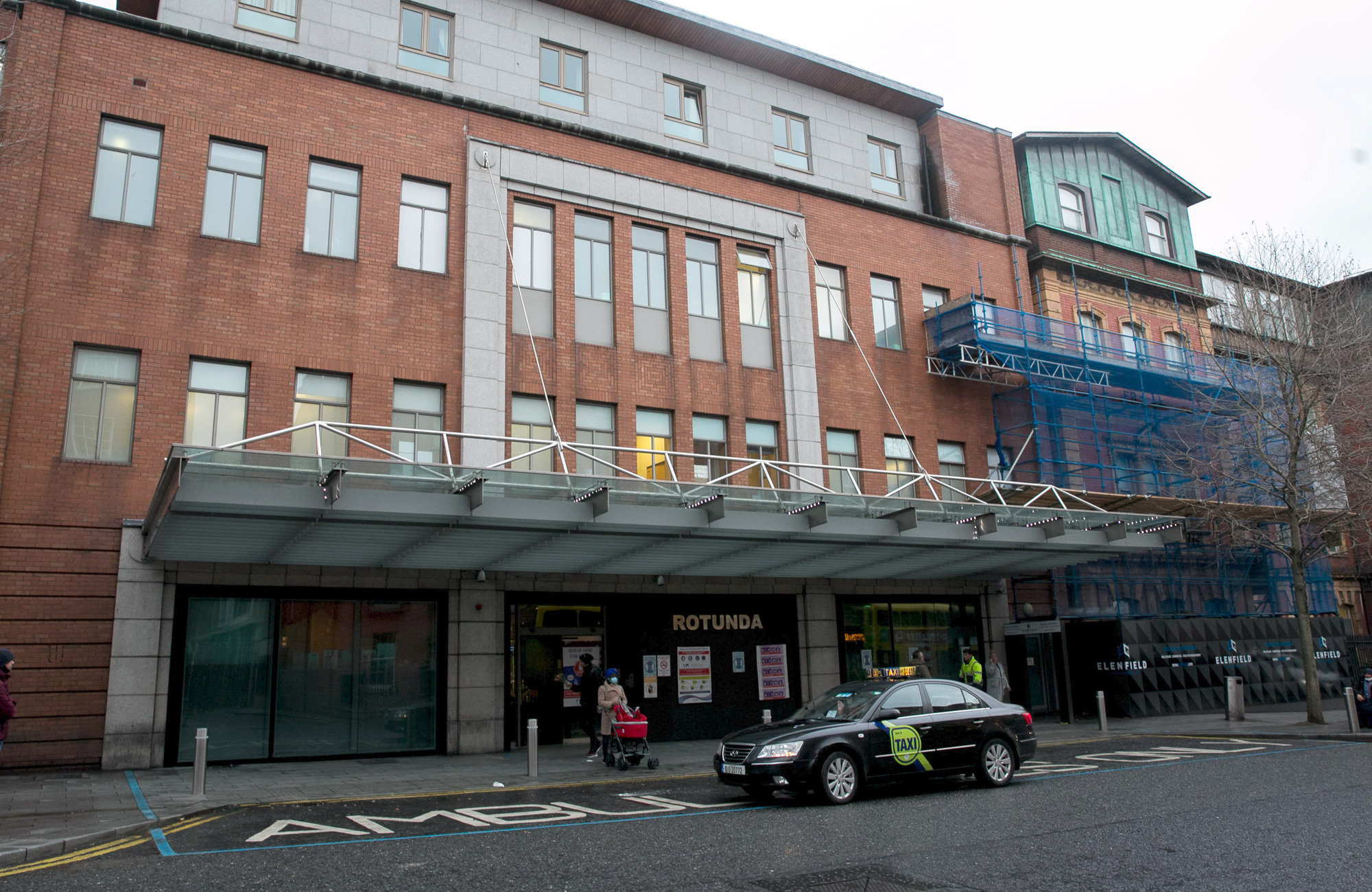 Woman whose baby was born head first on hospital floor sues for nervous ...