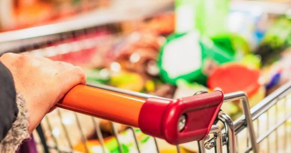 Adult dies with listeriosis as nine cases linked to recall of ready meals