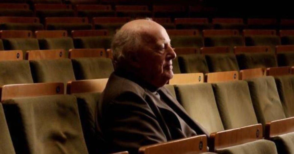 Influential Irish documentarian George Morrison dies aged 102