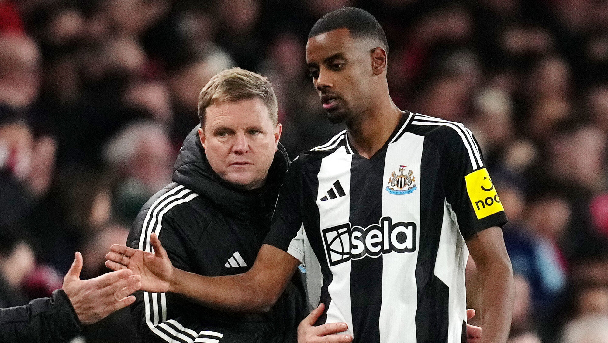 Howe says Newcastle would not be left striker-light by Isak exit