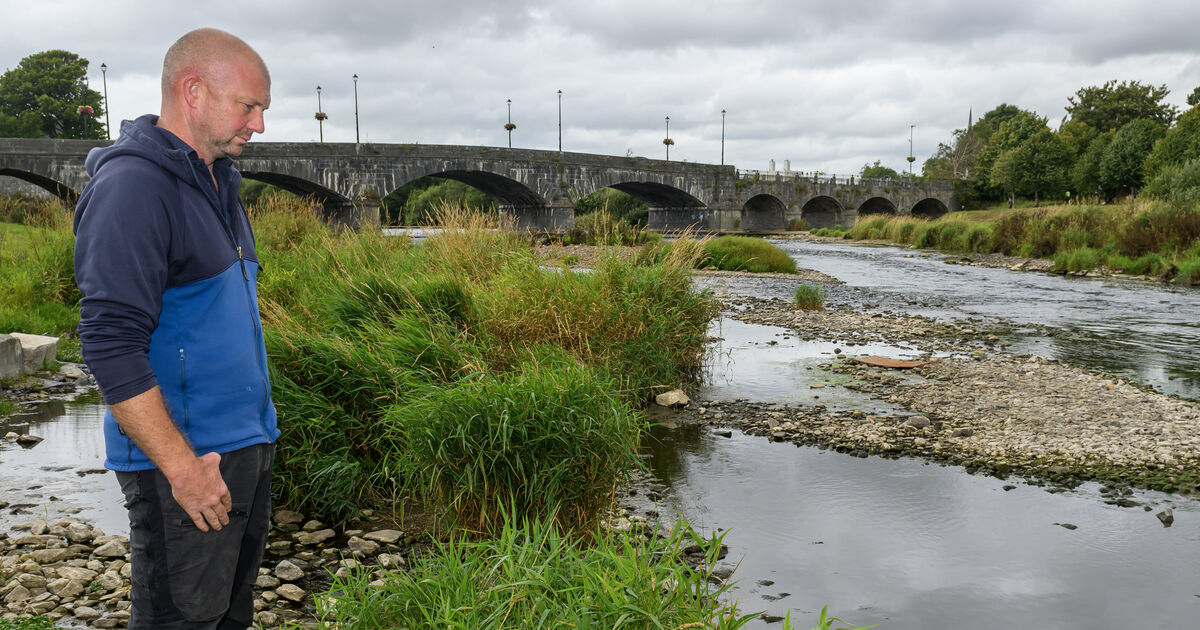 Watch: Chemical spill suspected to be cause of Cork's River Blackwater ...