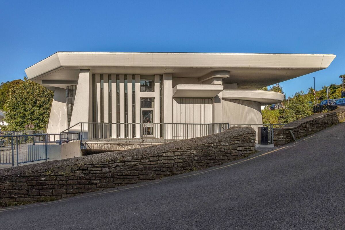 Unique Kerry home inspired by Frank Lloyd Wright available to buy for € ...