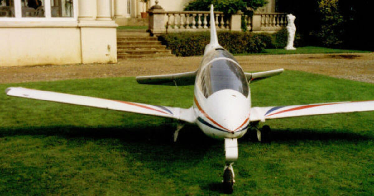 Pilot killed in Waterford crash was flying classic 'James Bond' mini-jet