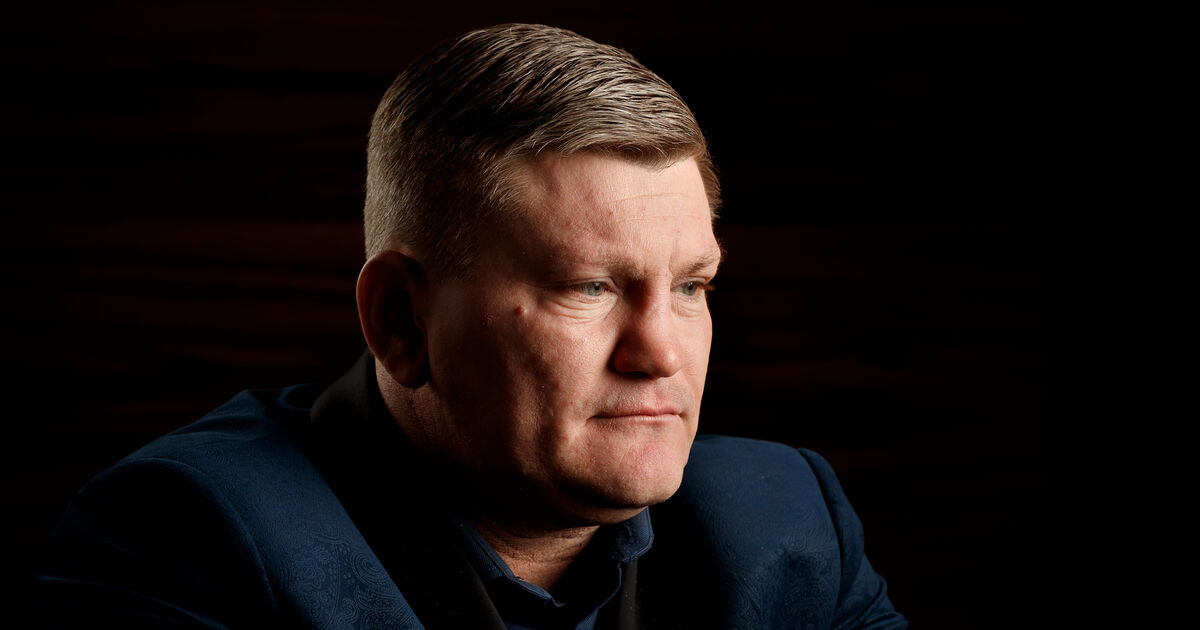 Tributes paid to former world boxing champion Ricky Hatton