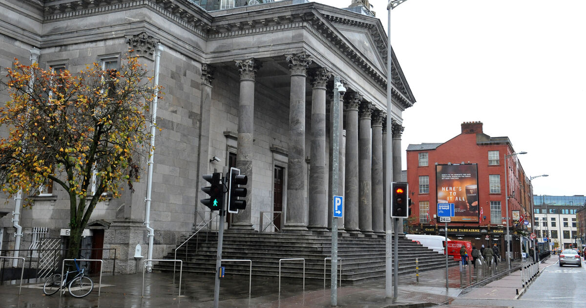 Mother of Cork child, 3, who walked alone to shop at night, did not ...