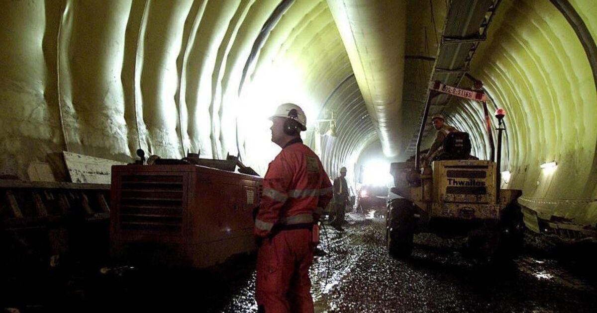 Govt scraps Dart Underground plan as tunnel 'needs to be redesigned'