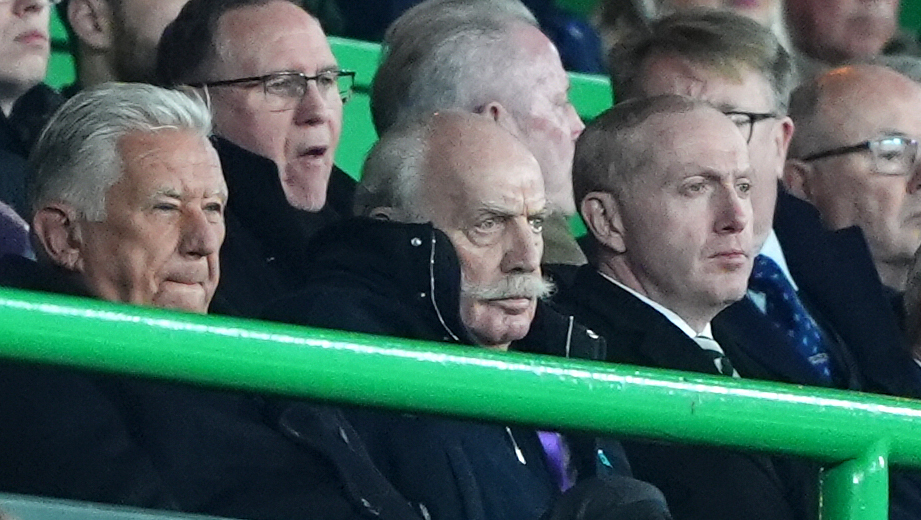 Celtic's AGM adjourned inside five minutes after board members were jeered
