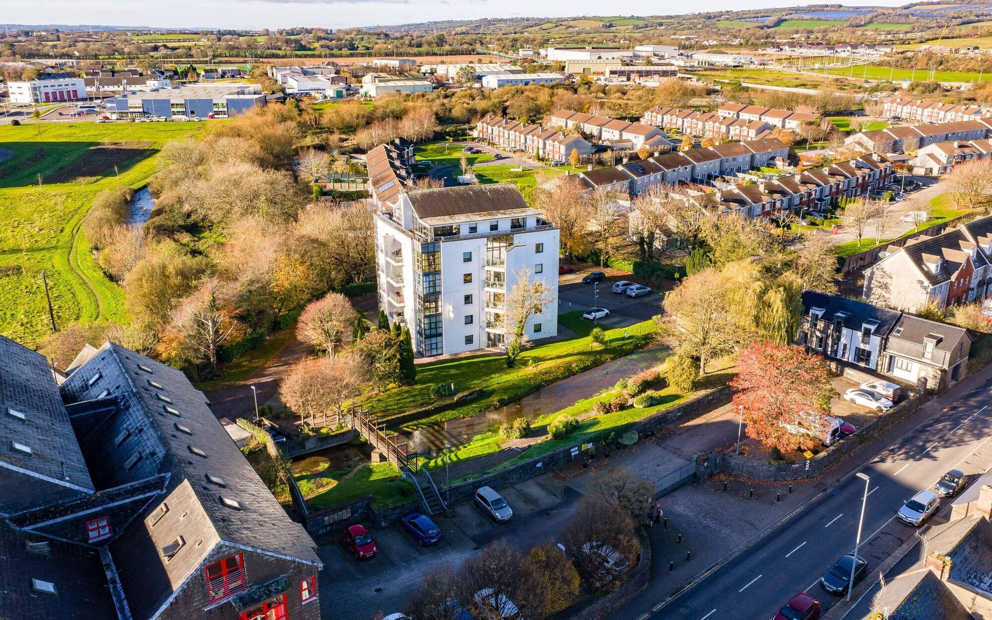 €215k Midleton's 5 The Courtyard gives apartment living a good vibe