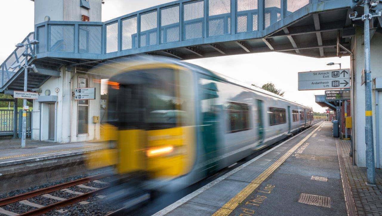 Irish Rail looking to add more carriages to 'crammed' Midleton service