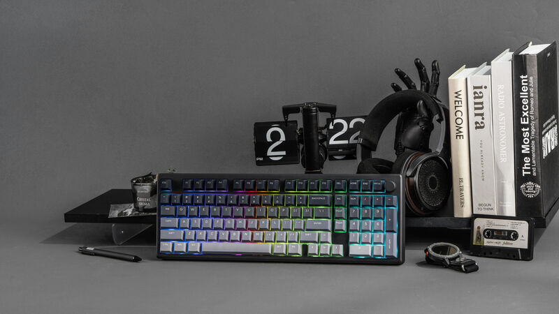 Epomaker Galaxy 100 Lite review: A compact full-size mechanical ...