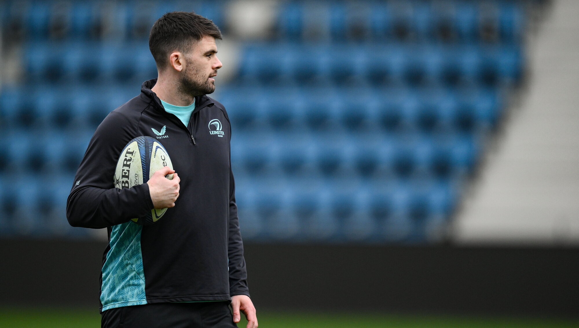 Harry Byrne gets another chance to shine at No.10 as Leinster face Bayonne