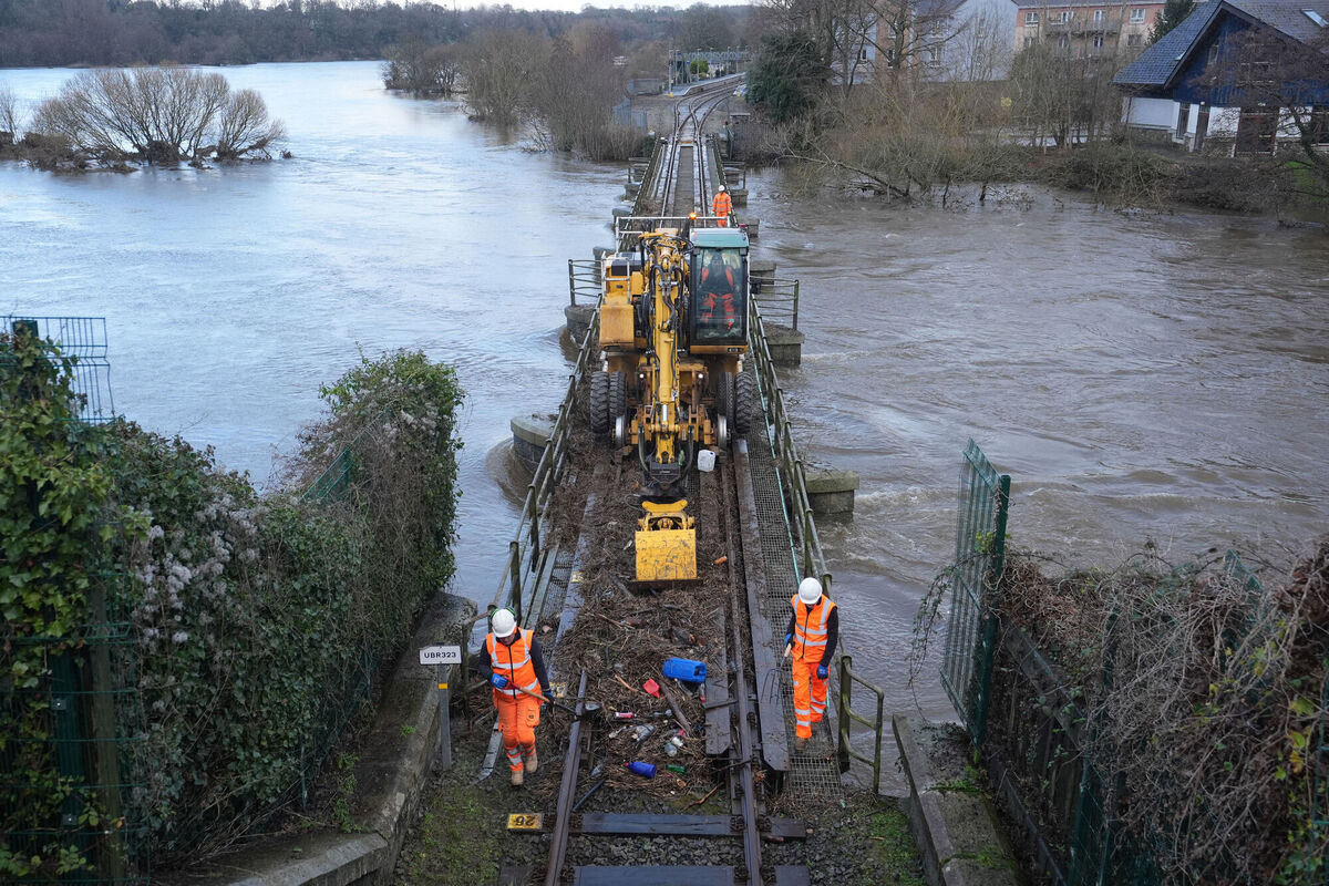 New rain warning for Wicklow, Wexford and Waterford amid concerns over ...