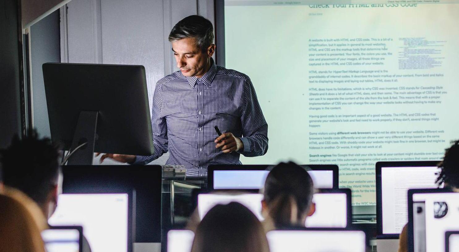 One in five schools dropped a subject due to teacher recruitment crisis ...