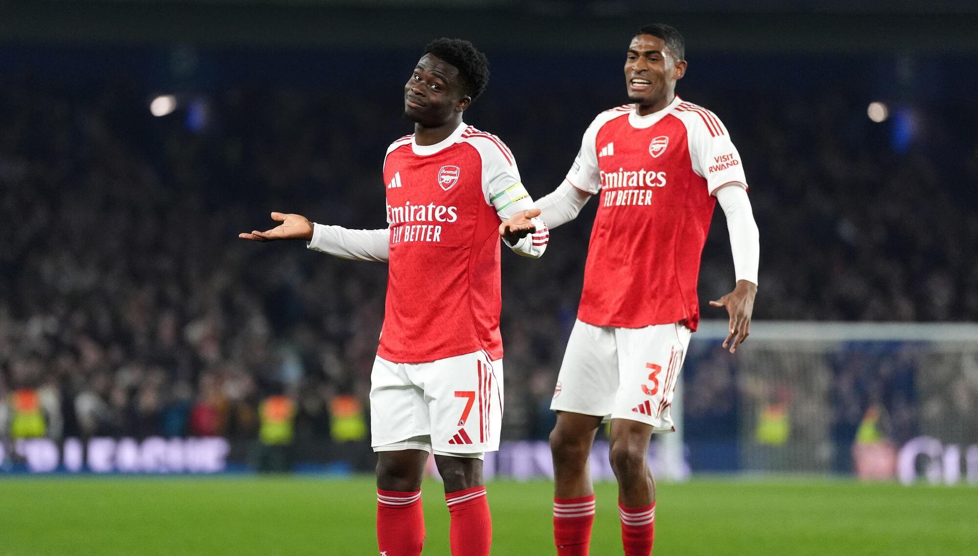Saka's early goal sends Arsenal seven points clear in the title race